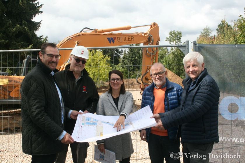 Baustelle wird eingerichtet | Verlag Dreisbach Online