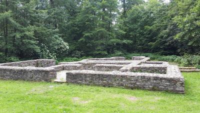 Mit dem Limes-Cicerone Axel Detering durch den Taunus wandern | Verlag ...