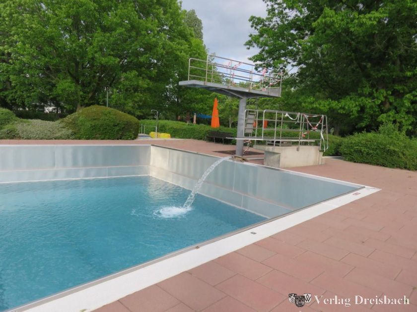 Vereine berichten "Wir vermissen unser Freibad" Der Förderverein ...